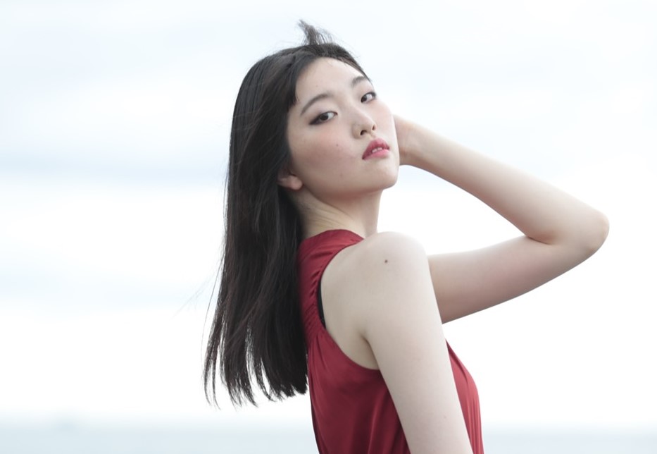 女性モデル - 株式会社CGE